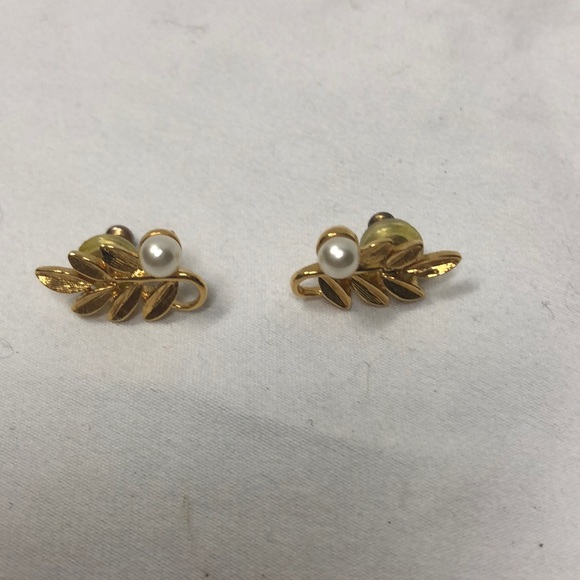 Napier | Jewelry | Vintage Pearl And Gold Earrings | Poshmark